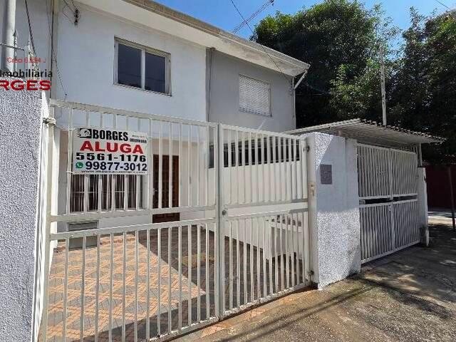 SOBRADO 2 DORMITÓRIOS LOCAÇÃO BROOKLIN