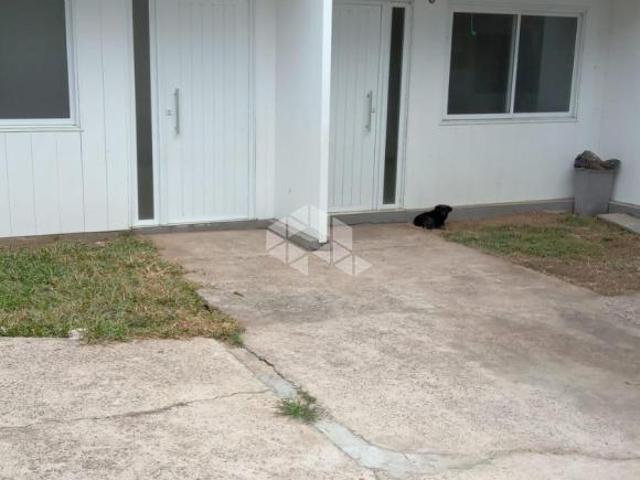 sobrado 2 dormitórios / Tarumã Viamão