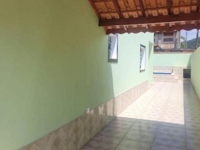 Sobrado 2 Suítes no Santa Eugênia em Mongaguá ? Piscina e Varanda a