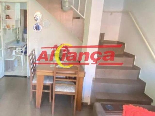 Sobrado 2 quartos 73 m², 2 vagas. Recanto da Lua.