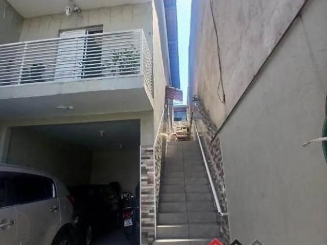 Sobrado 2 Quartos 2 banheiros Pq. Santa Tereza – Carapicuíba Edícula