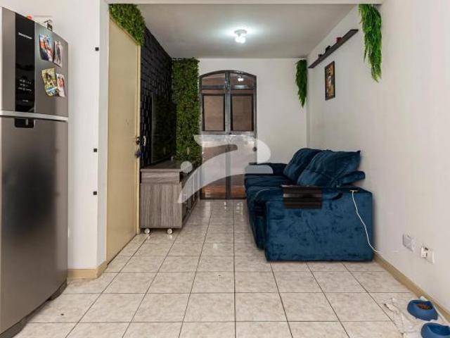 Sobrado 2 Quartos Cajuru 56m²