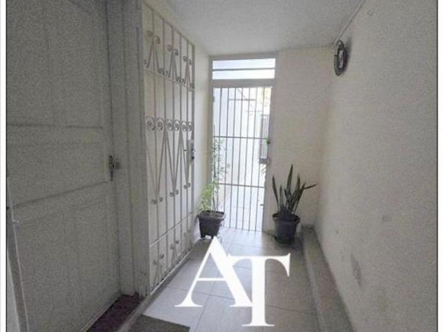 SOBRADO 2 QUARTOS COM 2 VAGAS E EDICULA