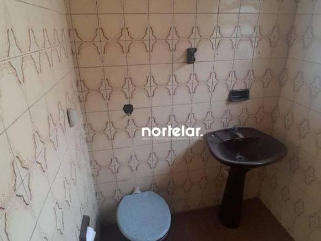 SOBRADO 2 QUARTOS COM VARANDA, EDICULA, 3 VAGAS