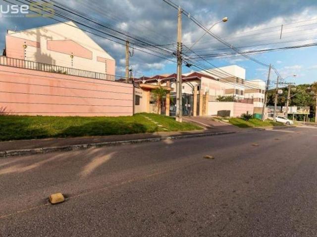 Sobrado 2 Quartos e 2 Vagas de Garagem Em Condomínio no Xaxim