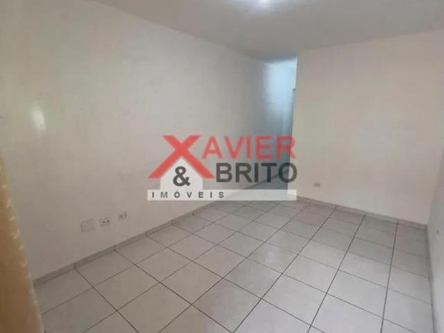 Sobrado 2 Quartos em Condomínio Fechado na Parada XV de Novembro 70m², 1 vaga