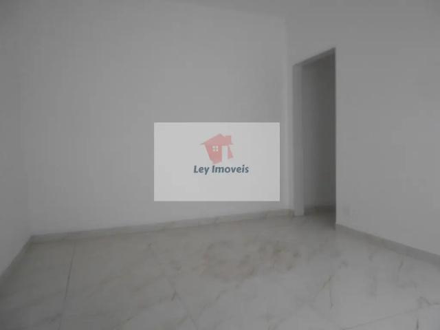 Sobrado, 2 Quartos para Alugar, 60 m² por R$ 1.800,00