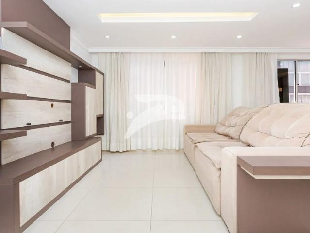Sobrado 2 Quartos Pinheirinho 90m²