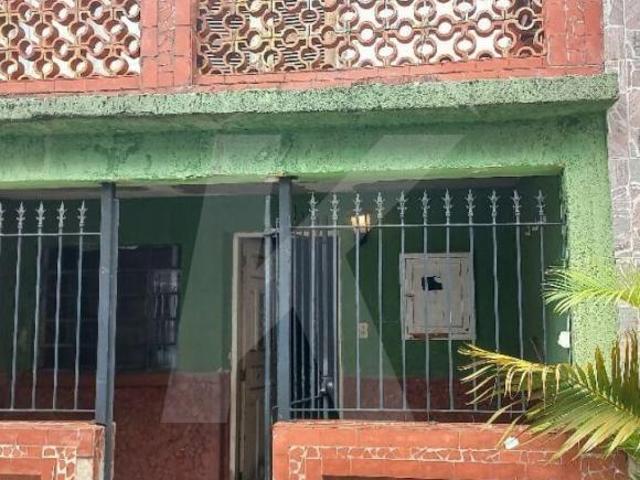Sobrado 2 Quartos, Sacada no Tremembé