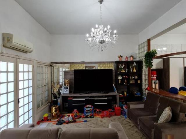 Sobrado 350m² à venda por R$ 800.000,00 5 cinco dormitórios, sendo