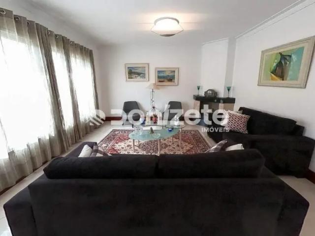 Sobrado Residencial 360m² em Jardim, Santo André – 3 Suítes, 6 Vagas e Varanda Gourmet