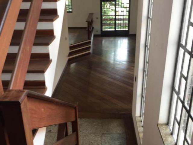 Sobrado 377 M² 3 Dormitórios 1 Suíte 3 Vagas Jardim e Churrasqueira
