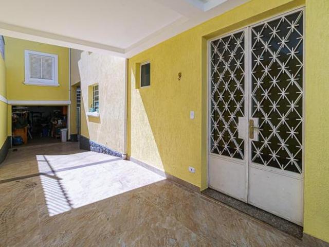 Sobrado 300 m² | 4 suítes, 4 vagas, Vila Monumento