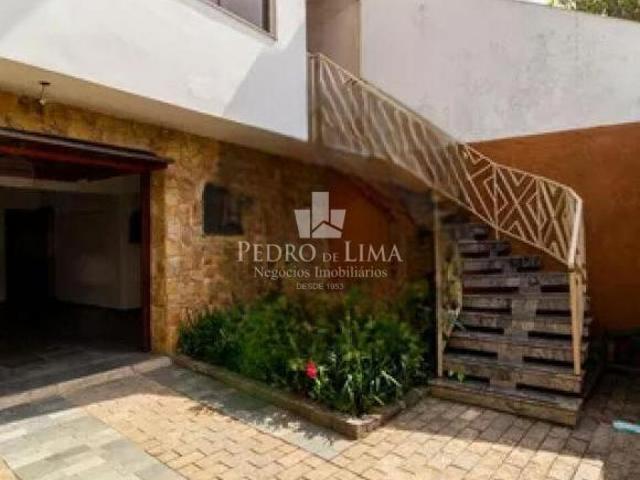 Sobrado 300m², 4 dormitórios com 1 suíte, 3 vagas na Vila Invernada Anália Franco