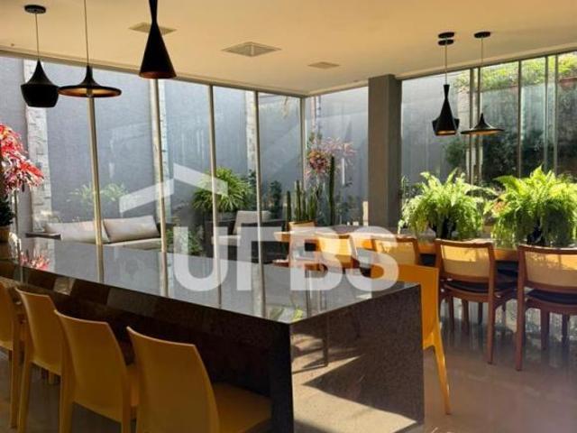 SOBRADO 325MT 4 SUITES JARDINS VALENCIA