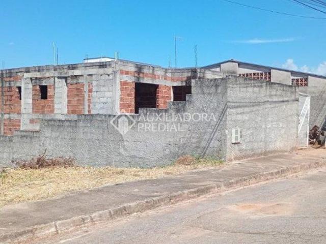 Sobrado 3 andares semi acabado à Venda no Residencial Estoril