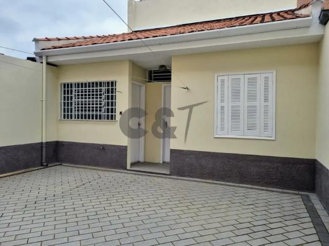 Sobrado 3 Dormitórios 1 Suíte à Venda ou para Alugar na Chácara Santo Antônio São Paulo/SP