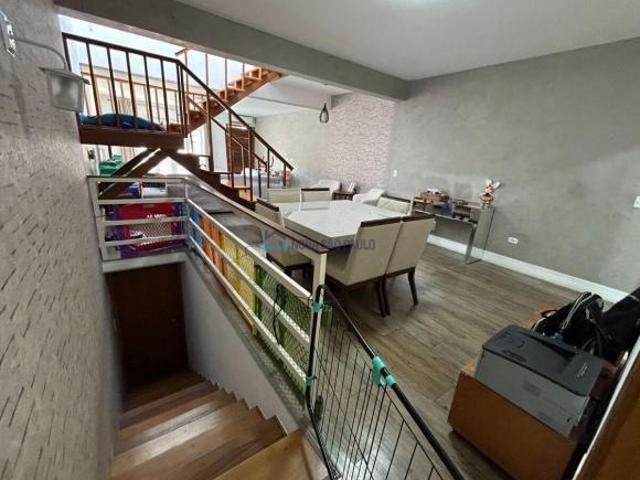 Sobrado 3 dormitorios, 3 suites, 6 vagas, Vila Mariana, 243m2!