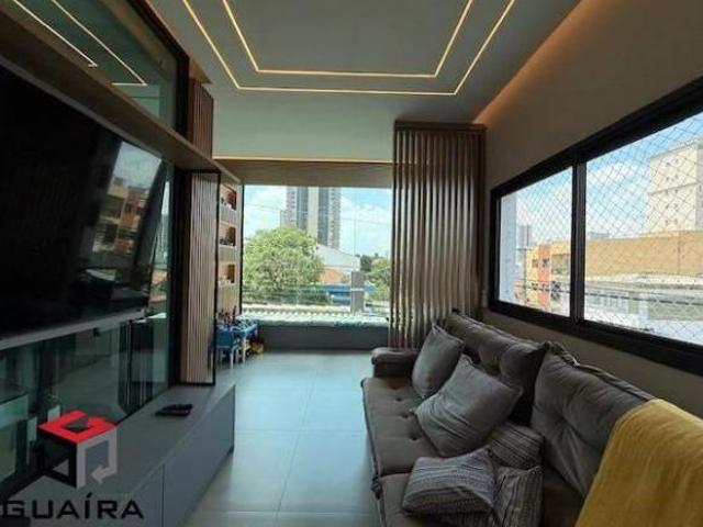 Sobrado 3 dormitórios 3 Suítes com Piscina no Campestre