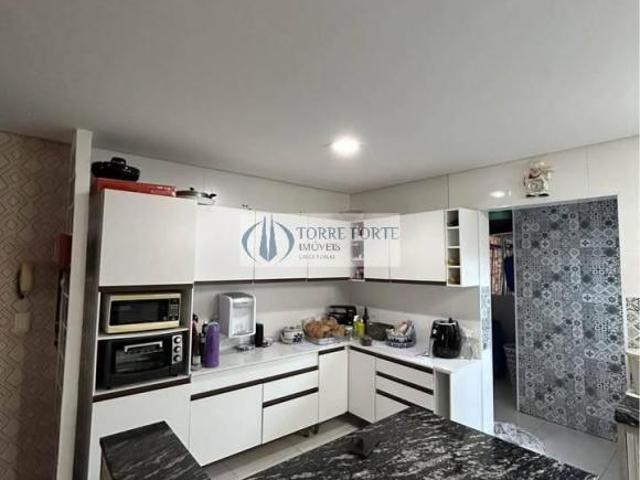 Sobrado 3 dormitórios 3 suítes e 4 vagas Vila Guiomar em Santo André