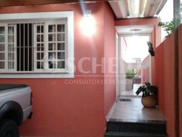SOBRADO, 3 DORMITÓRIOS, 01 SUÍTE, 2 VAGAS NO CAMPO GRANDE