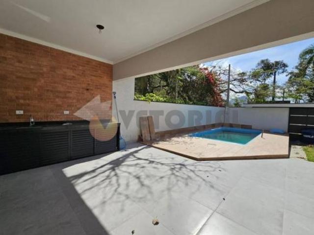 Sobrado 3 dormitórios, 129 m² R$ 1.200.000 Massaguaçu Caraguatatuba/SP