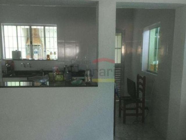 Sobrado à venda na Vila Mazzei 3 dormitórios 1 vaga reformado com terraço
