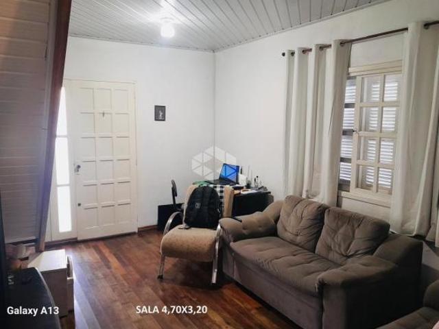 Sobrado 3 dormitórios, 1 com suíte, sacada, 3 banheiros Neópolis, Gravataí
