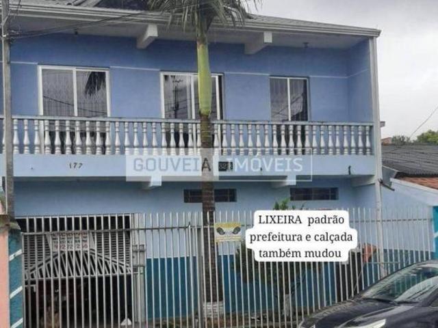 Sobrado com 3 Quartos, 1 Suíte, à Venda por R$ 810.000,00 Sítio Cercado, Curitiba Pr