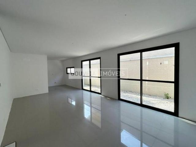 Sobrado com 3 Quartos, 1 Suíte, 143M², à Venda por R$ 1.300.000,00 Santa Felicidade, Curitiba Pr