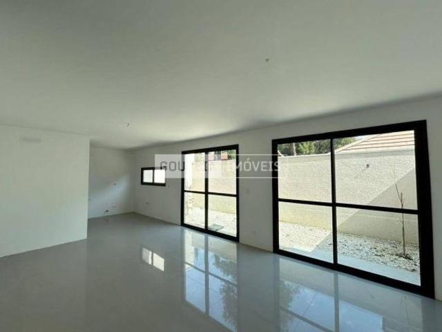 Sobrado 3 dormitórios, 1 suíte a venda a partir de R$ 1.350.000 Santa Felicidade Curitiba PR