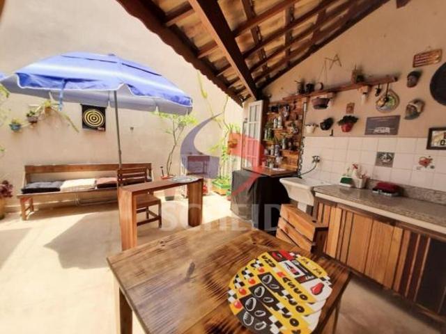 Sobrado 3 dormitórios, 1 suíte com closet à venda na Vila Marari