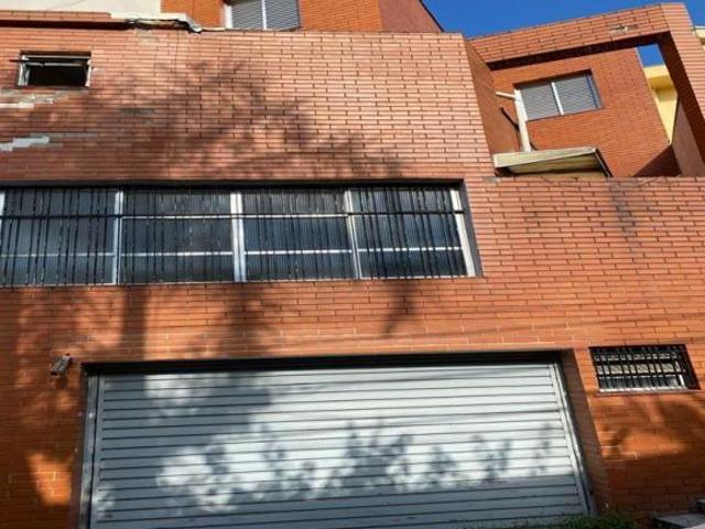 Sobrado 3 dormitórios, 2 frentes e 3 vagas – 4,5x20