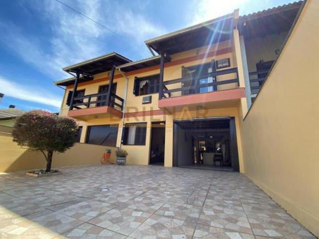 Sobrado 3 dormitórios comprar bairro Ana Rech