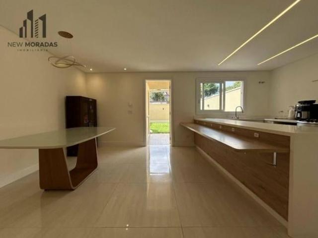 Sobrado 3 dormitórios à venda, 179 m² Santo Inácio Curitiba/PR