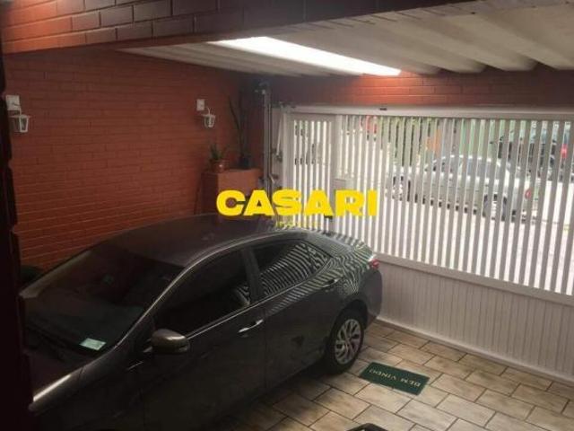 Sobrado 3 dormitórios à venda no Assunção – 147m² com suíte e churrasqueira