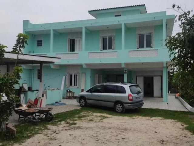 Sobrado 3 Dormitórios Bairro Arroio Teixeira