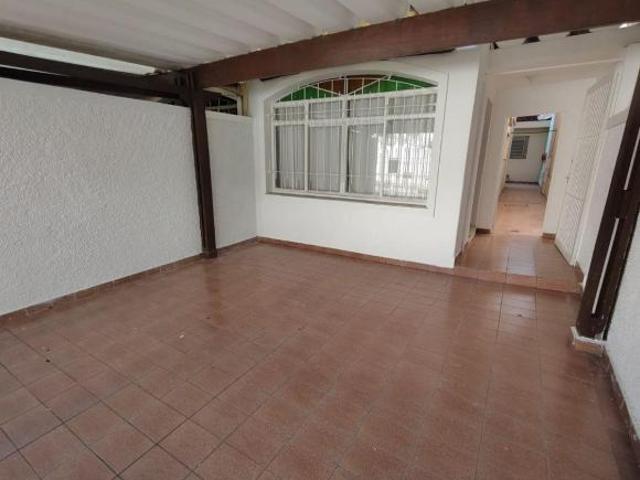 Sobrado 3 dormitórios Bairro Saúde Rua Tranquila