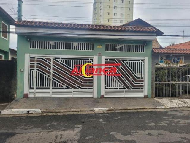 Sobrado 3 dormitórios, duas suítes e 3 vagas de garagem