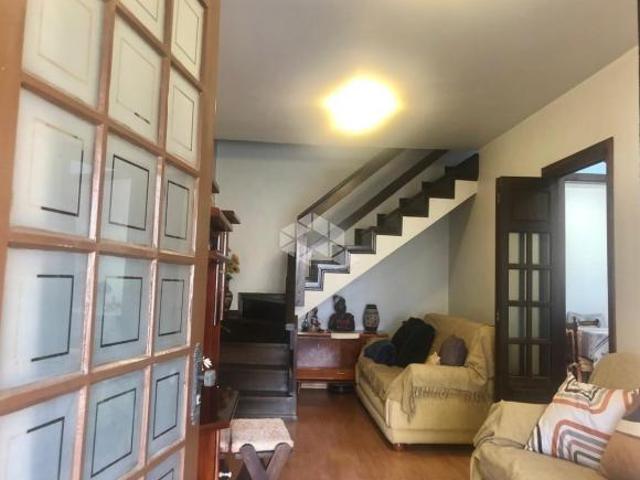Sobrado 3 Dormitórios no Bairro Jardim América em Caxias do Sul/RS