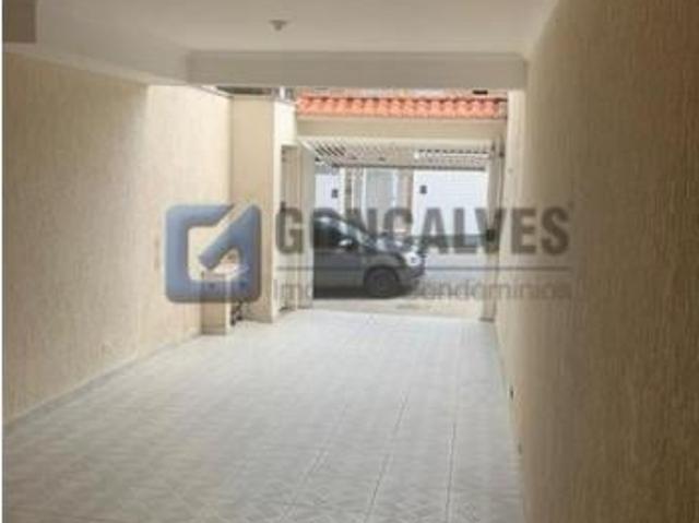 Sobrado 3 dormitórios sendo 1 suite, 120 mts² no Jardim Stela em Santo André