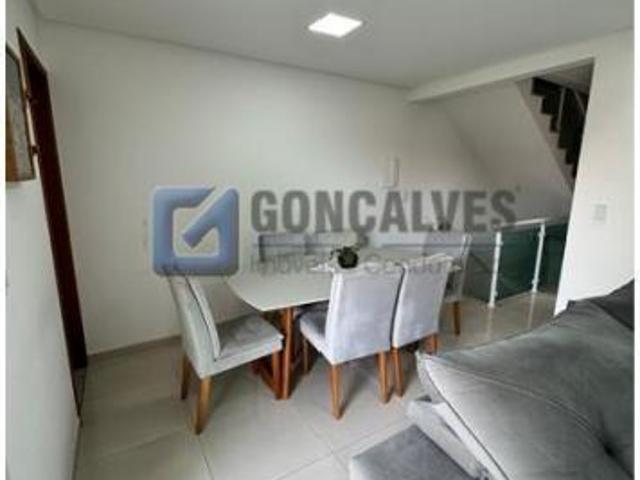 Sobrado 3 dormitórios sendo 1 suite, 125 mts² na Vila Pires em Santo André