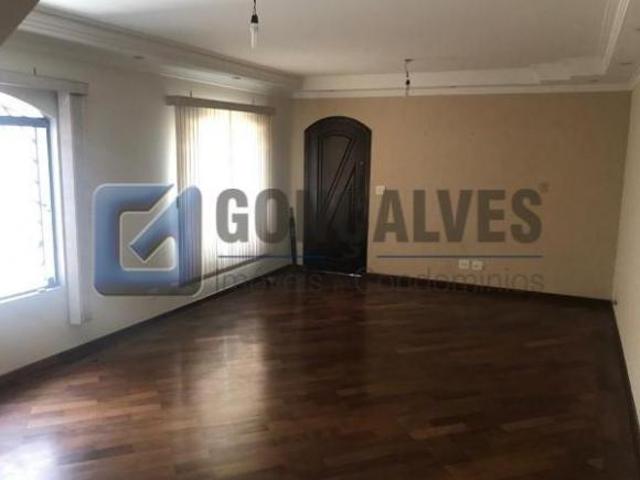 Sobrado 3 dormitórios sendo 1 suite, 171 mts² na Vila Camilopolis em Santo André