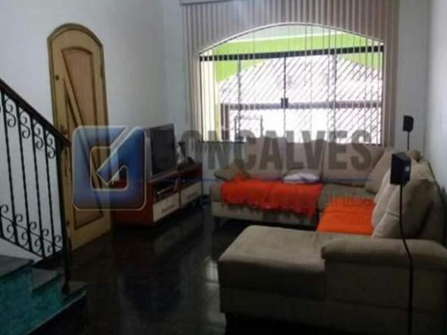 Sobrado 3 dormitórios sendo 1 suite, 183 mts² no Bairro Jardim Milena em Santo André