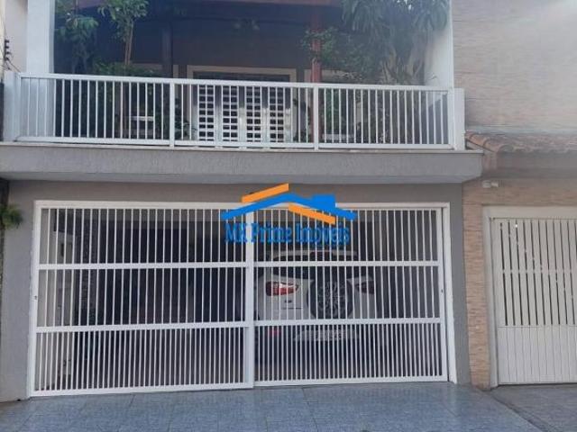 Sobrado 3 Dormitórios sendo 1 Suíte, 2 Vagas de Garagem Cidade das Flores
