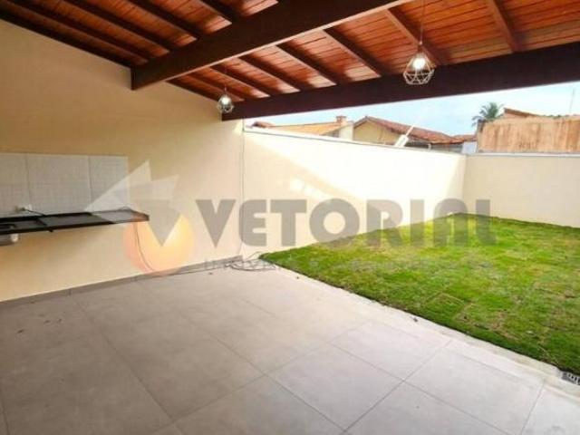 Sobrado 3 Dormitórios sendo 2 Suítes em São Sebastião SP R$590.000,00