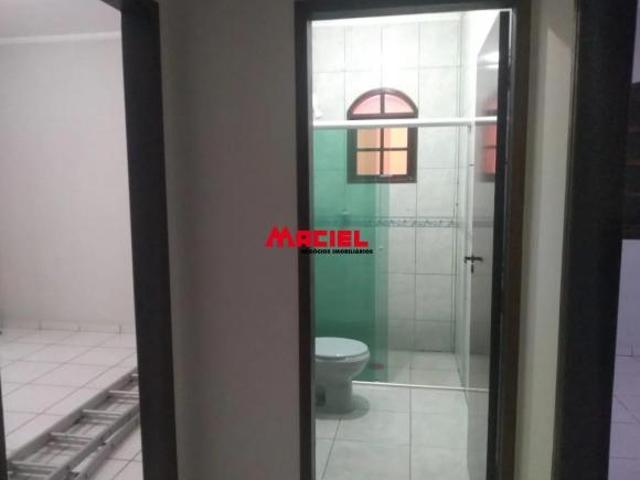 Sobrado, 3 dormitórios, suite, churrasqueira, 3 vagas coberta com portao automático