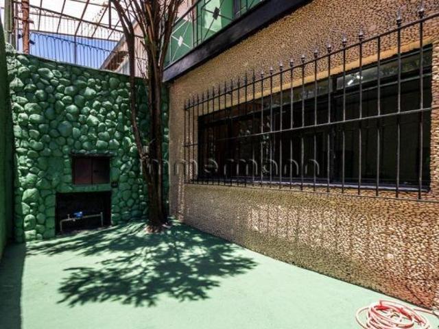 SOBRADO 3 DORMITÓRIOS VILA MADALENA