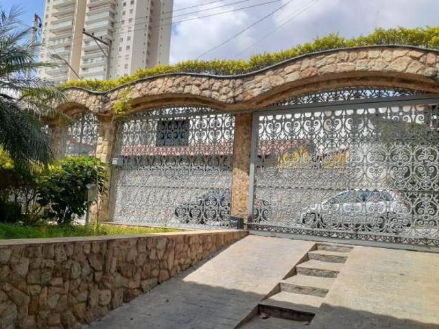 Sobrado 3 dormitórios Vila Rosália aceita permuta