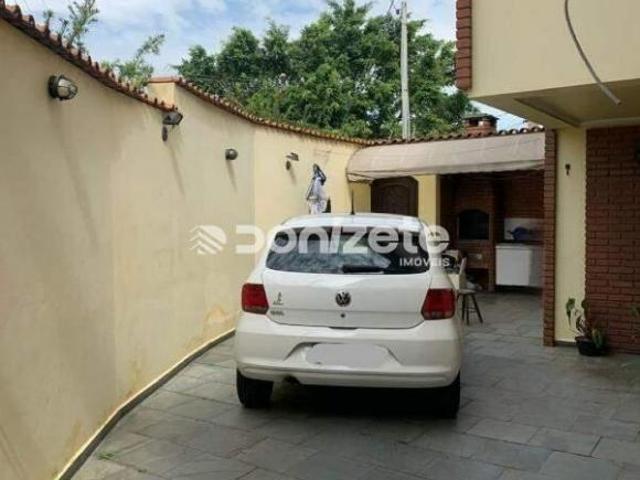 Sobrado 3 Dorms 1 Suíte no Jardim Stella – Santo André | 2 Vagas | Porcelanato